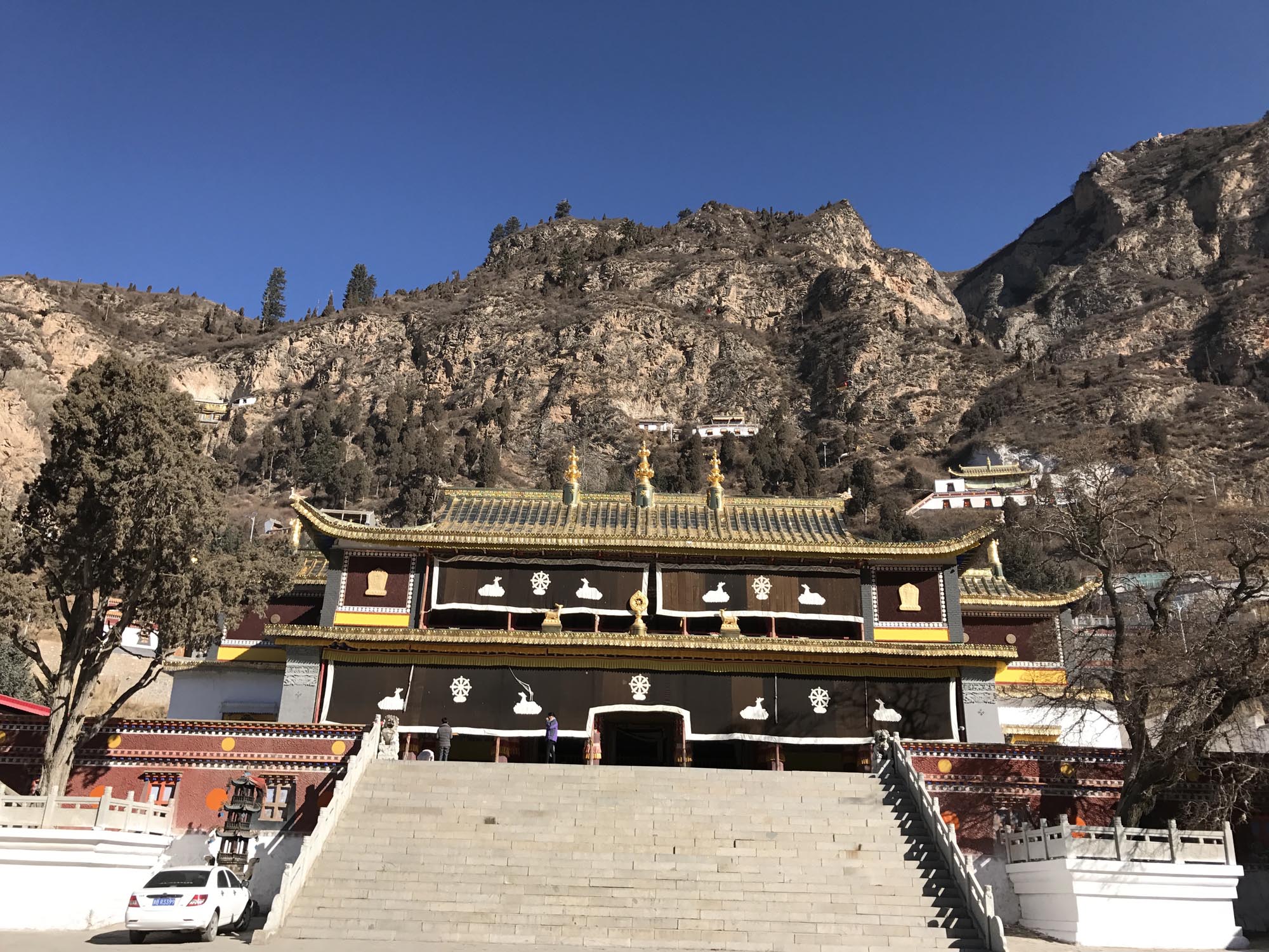 YouNing Monastery - a great day trip from Xining! - Elevated Trips
