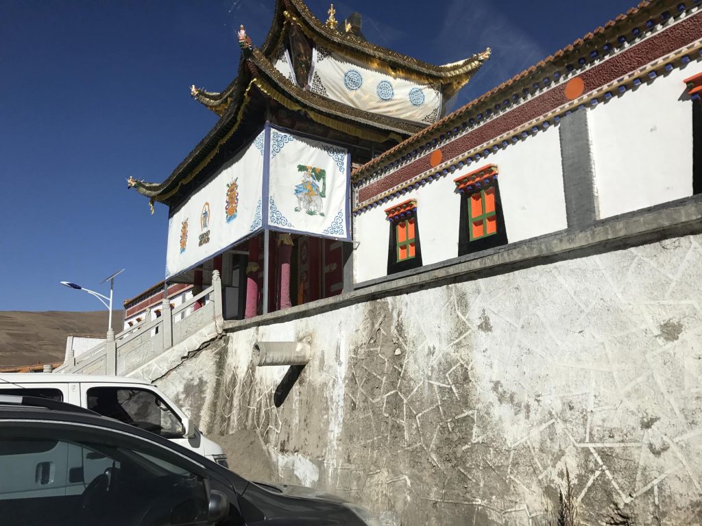 YouNing Monastery Day trip - Elevated Trips