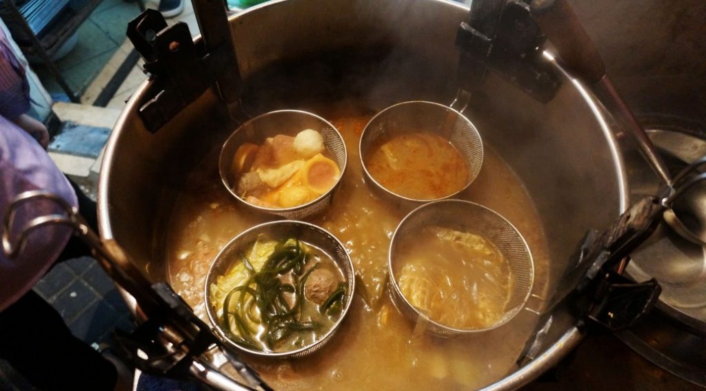 Mala Tang (麻辣烫): Tasting Chinese Street Food - Elevated Trips